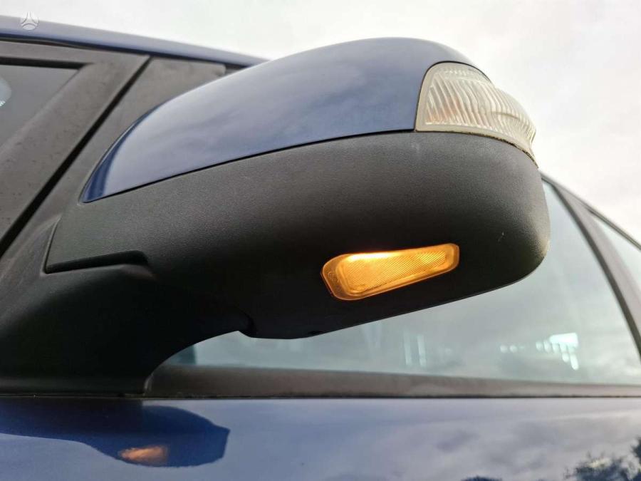 Zils Ford C-Max 2010 Kėdainiai, ar dzinēja tilpumu 1.80 L un nobraukumu 249 tūkst. km par 2350 €, foto 23 vietnē AUTOMOTO.COM.LV