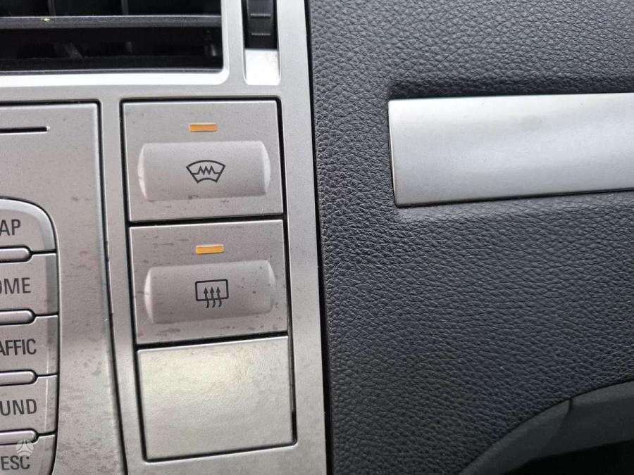 Zils Ford C-Max 2010 Kėdainiai, ar dzinēja tilpumu 1.80 L un nobraukumu 249 tūkst. km par 2350 €, foto 33 vietnē AUTOMOTO.COM.LV