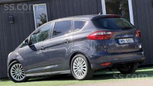 Blue Ford C-Max 2010 in Riga, with an engine capacity of 1.60 L and mileage of 329 thousand km for 2850 €, photo 5 on AUTOMOTO.COM.LV