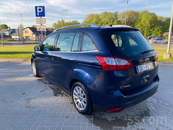 Blue Ford C-Max 2011 in Jekabpils, with an engine capacity of 1.60 L and mileage of 273 thousand km for 4000 €, photo 6 on AUTOMOTO.COM.LV