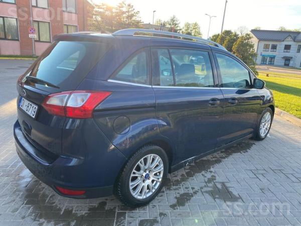 Blue Ford C-Max 2011 in Jekabpils, with an engine capacity of 1.60 L and mileage of 273 thousand km for 4000 €, photo 7 on AUTOMOTO.COM.LV