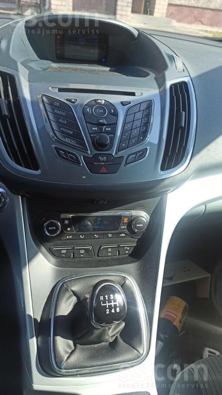 Zils Ford C-Max 2011 Jēkabpils, ar dzinēja tilpumu 1.60 L un nobraukumu 273 tūkst. km par 4000 €, foto 12 vietnē AUTOMOTO.COM.LV