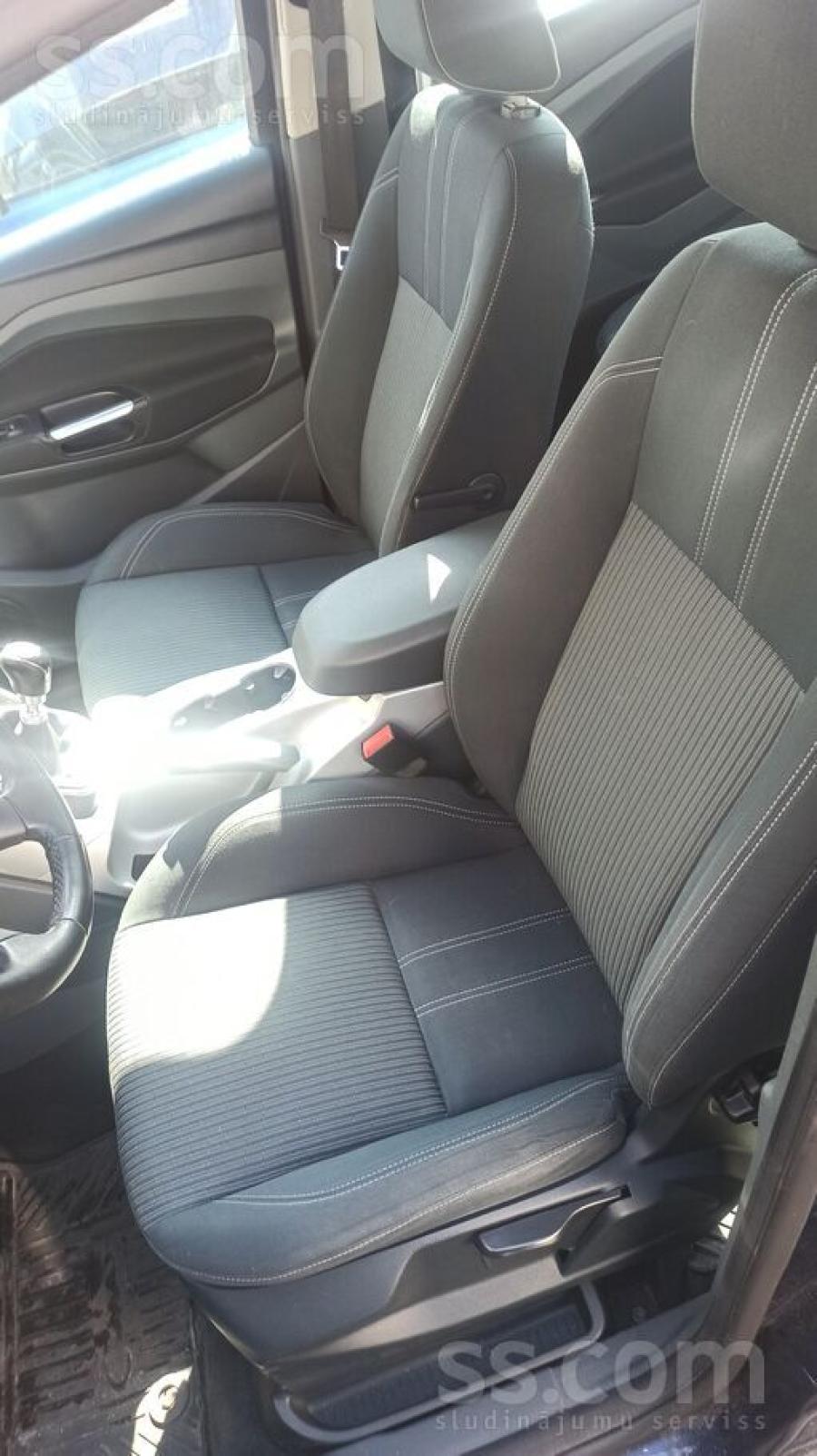 Zils Ford C-Max 2011 Jēkabpils, ar dzinēja tilpumu 1.60 L un nobraukumu 273 tūkst. km par 4000 €, foto 13 vietnē AUTOMOTO.COM.LV