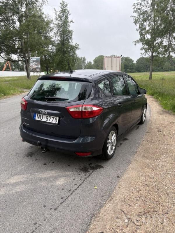 Blue Ford C-Max 2011 in Madona, with an engine capacity of 1.60 L and mileage of 252 thousand km for 3700 €, photo 4 on AUTOMOTO.COM.LV