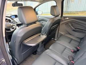 Blue Ford C-Max 2011 in Riga, with an engine capacity of 1.60 L and mileage of 250 thousand km for 5295 €, photo 8 on AUTOMOTO.COM.LV