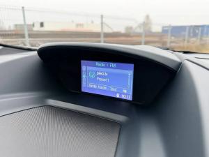 Blue Ford C-Max 2011 in Riga, with an engine capacity of 1.60 L and mileage of 250 thousand km for 5295 €, photo 16 on AUTOMOTO.COM.LV