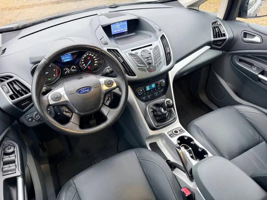 Blue Ford C-Max 2011 in Riga, with an engine capacity of 1.60 L and mileage of 250 thousand km for 5295 €, photo 19 on AUTOMOTO.COM.LV