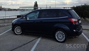 Blue Ford C-Max 2011 in Riga, with an engine capacity of 1.60 L and mileage of 258 thousand km for 3850 €, photo 3 on AUTOMOTO.COM.LV