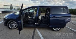 Blue Ford C-Max 2011 in Riga, with an engine capacity of 1.60 L and mileage of 258 thousand km for 3850 €, photo 13 on AUTOMOTO.COM.LV