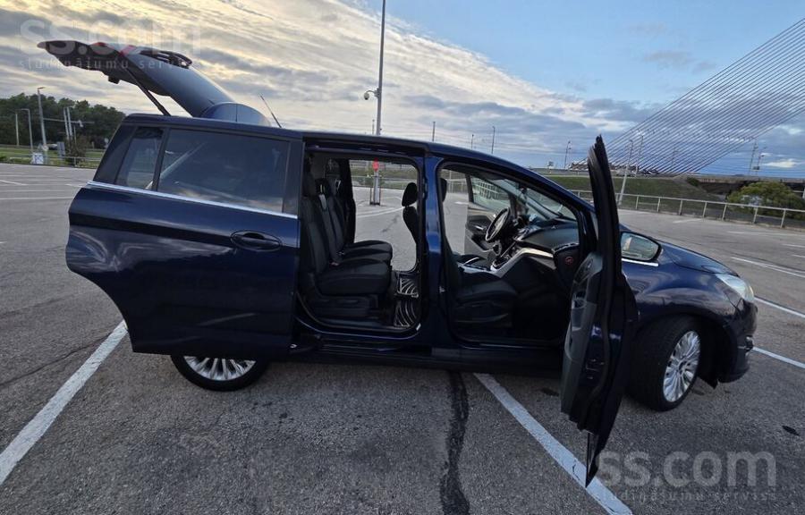Blue Ford C-Max 2011 in Riga, with an engine capacity of 1.60 L and mileage of 258 thousand km for 3850 €, photo 14 on AUTOMOTO.COM.LV