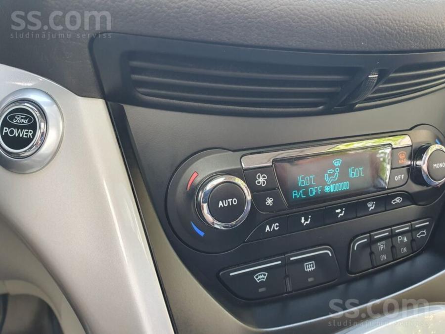 Zils Ford C-Max 2012 Daugavpils, ar dzinēja tilpumu 2.00 L un nobraukumu 0 tūkst. km par 4950 €, foto 19 vietnē AUTOMOTO.COM.LV
