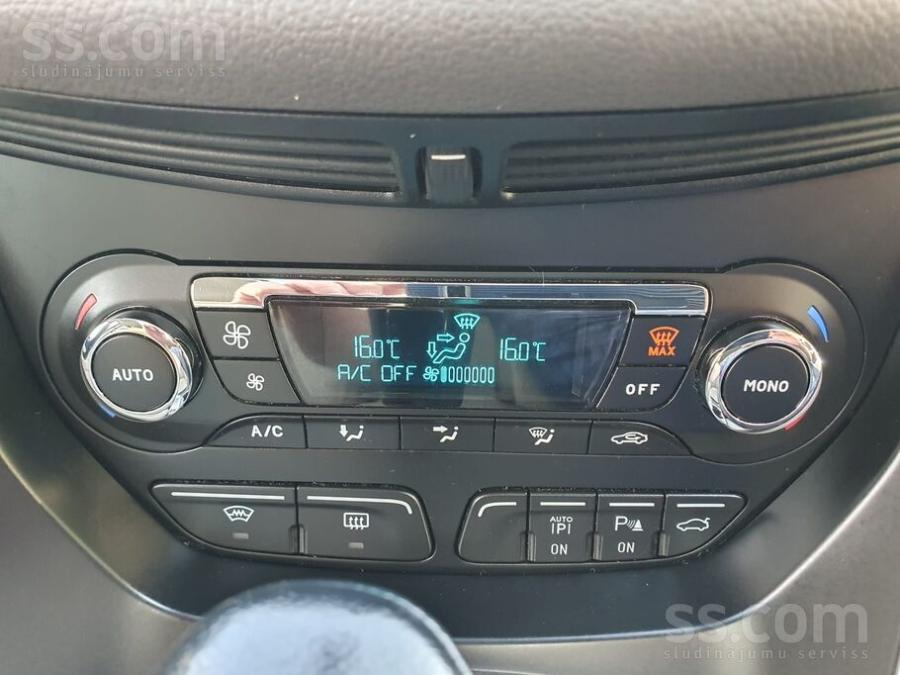 Zils Ford C-Max 2012 Daugavpils, ar dzinēja tilpumu 2.00 L un nobraukumu 0 tūkst. km par 4950 €, foto 20 vietnē AUTOMOTO.COM.LV