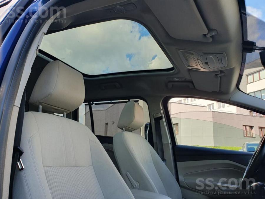 Zils Ford C-Max 2012 Daugavpils, ar dzinēja tilpumu 2.00 L un nobraukumu 0 tūkst. km par 4950 €, foto 24 vietnē AUTOMOTO.COM.LV