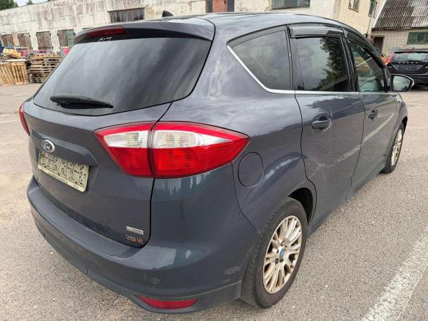 Blue Ford C-Max 2012 in Raseiniai, with an engine capacity of 1.56 L and mileage of 289 thousand km for 2900 €, photo 5 on AUTOMOTO.COM.LV