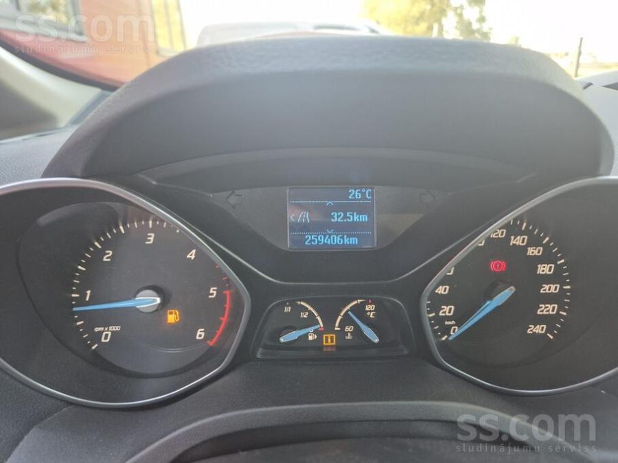 Blue Ford C-Max 2012 in Saldus, with an engine capacity of 2.00 L and mileage of 259 thousand km for 5150 €, photo 18 on AUTOMOTO.COM.LV