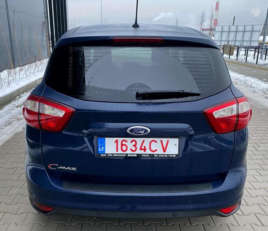 Blue Ford C-Max 2013 in Vilnius, with an engine capacity of 2.00 L and mileage of 290 thousand km for 3900 €, photo 6 on AUTOMOTO.COM.LV
