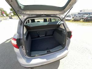 Zils Ford C-Max 2013 Šauļi, ar dzinēja tilpumu 1.00 L un nobraukumu 128 tūkst. km par 3750 €, foto 14 vietnē AUTOMOTO.COM.LV