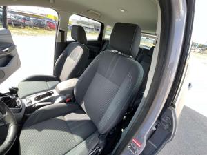 Zils Ford C-Max 2013 Šauļi, ar dzinēja tilpumu 1.00 L un nobraukumu 128 tūkst. km par 3750 €, foto 17 vietnē AUTOMOTO.COM.LV