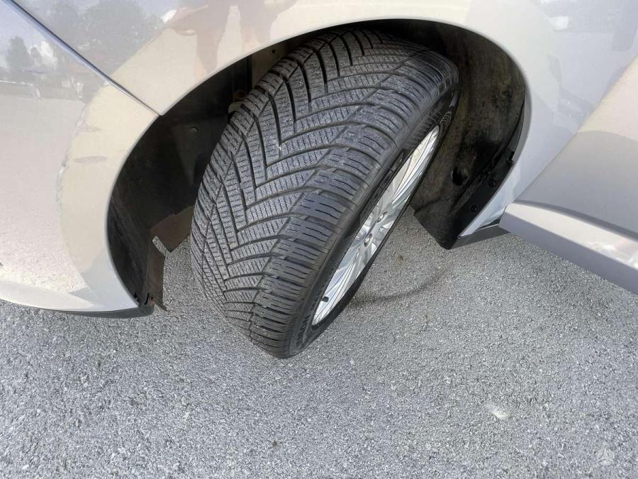 Zils Ford C-Max 2013 Šauļi, ar dzinēja tilpumu 1.00 L un nobraukumu 128 tūkst. km par 3750 €, foto 30 vietnē AUTOMOTO.COM.LV