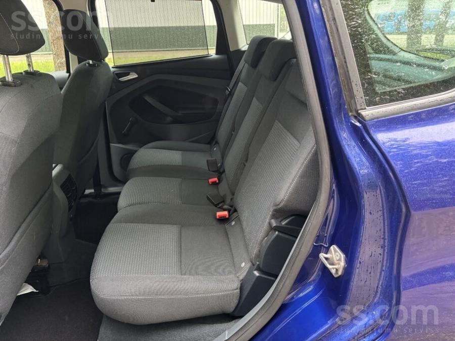 Zils Ford C-Max 2014 Ogre, ar dzinēja tilpumu 1.00 L un nobraukumu 224 tūkst. km par 4400 €, foto 13 vietnē AUTOMOTO.COM.LV
