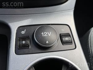 Zils Ford C-Max 2014 Ogre, ar dzinēja tilpumu 1.00 L un nobraukumu 224 tūkst. km par 4400 €, foto 16 vietnē AUTOMOTO.COM.LV