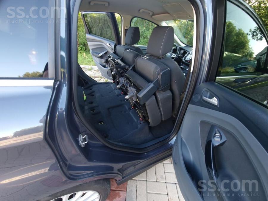 Blue Ford C-Max 2014 in Jelgava, with an engine capacity of 2.00 L and mileage of 205 thousand km for 5480 €, photo 10 on AUTOMOTO.COM.LV