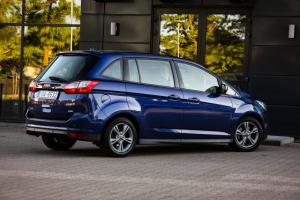 Blue Ford C-Max 2018 in Riga, with an engine capacity of 1.00 L and mileage of 224 thousand km for 7990 €, photo 24 on AUTOMOTO.COM.LV