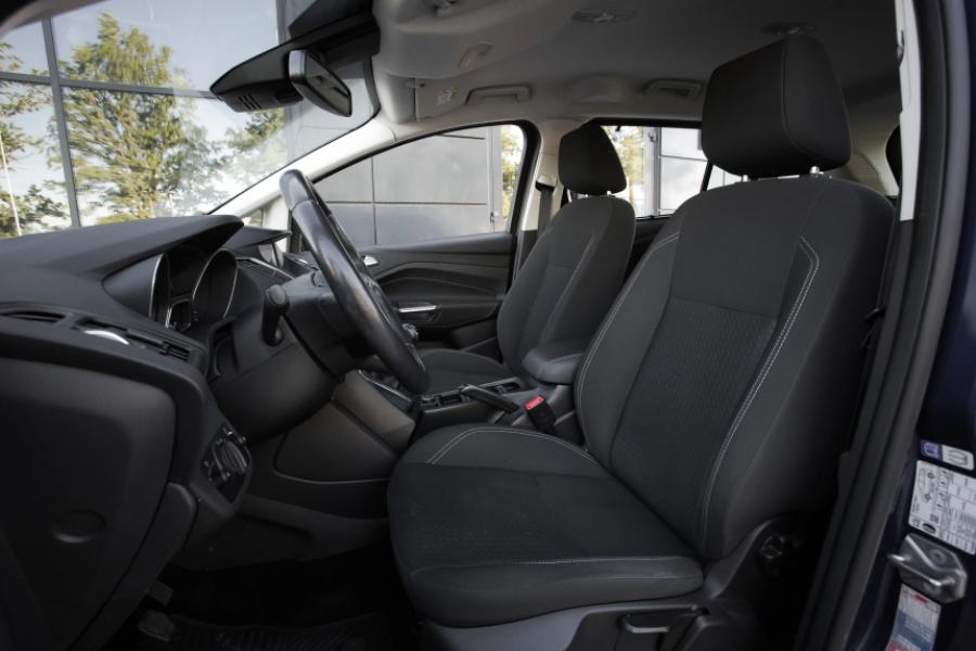 Blue Ford C-Max 2018 in Riga, with an engine capacity of 1.00 L and mileage of 224 thousand km for 7990 €, photo 46 on AUTOMOTO.COM.LV