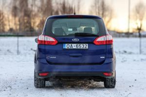 Blue Ford C-Max 2018 in Riga, with an engine capacity of 1.00 L and mileage of 224 thousand km for 7990 €, photo 54 on AUTOMOTO.COM.LV