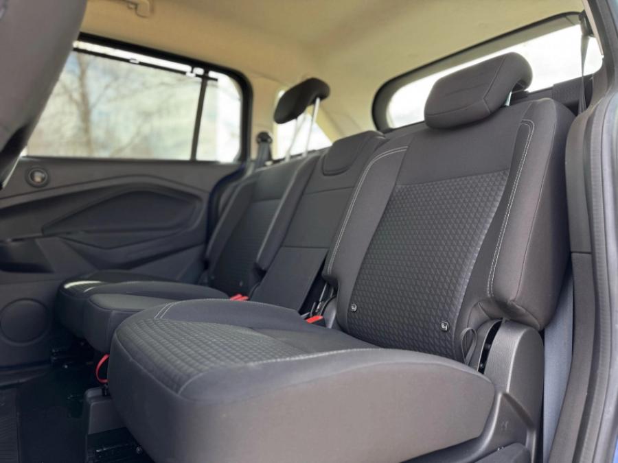 Blue Ford C-Max 2018 in Riga, with an engine capacity of 1.00 L and mileage of 224 thousand km for 7990 €, photo 60 on AUTOMOTO.COM.LV