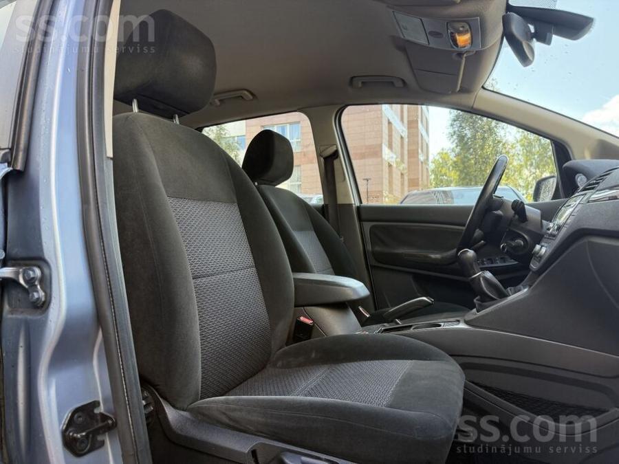 Zils Ford C-Max 2007 Rīga, ar dzinēja tilpumu 1.80 L un nobraukumu 0 tūkst. km par 2600 €, foto 11 vietnē AUTOMOTO.COM.LV