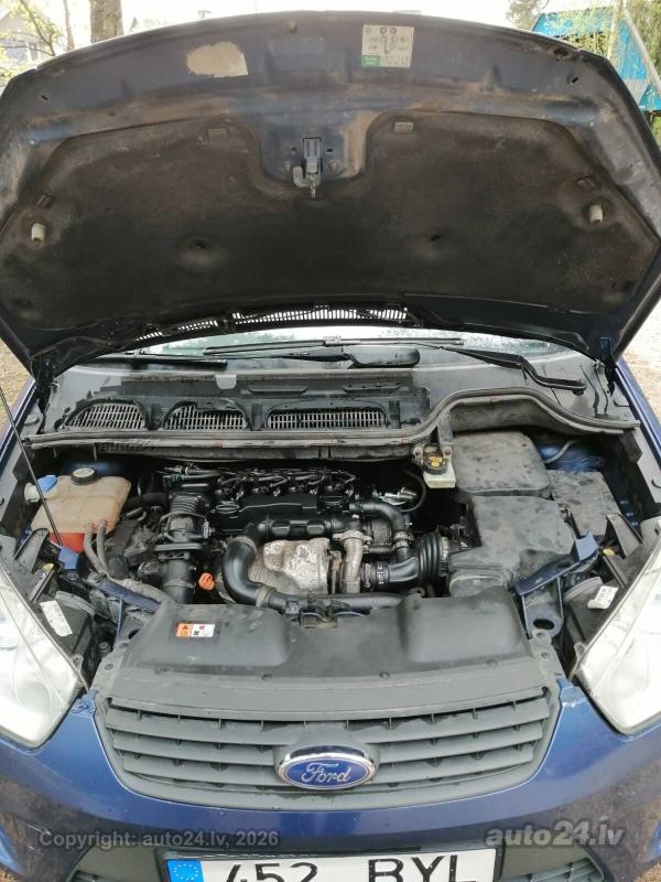 Zils Ford C-Max 2010 Tallina, ar dzinēja tilpumu 1.60 L un nobraukumu 203 tūkst. km par 1200 €, foto 6 vietnē AUTOMOTO.COM.LV