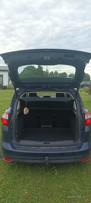 Blue Ford C-Max 2013 in Tallinn, with an engine capacity of 1.60 L and mileage of 130 thousand km for 5500 €, photo 14 on AUTOMOTO.COM.LV