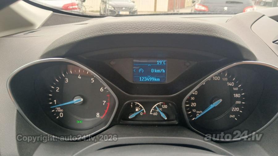 Zils Ford C-Max 2019 Pērnava, ar dzinēja tilpumu 1.00 L un nobraukumu 12 tūkst. km par 8999 €, foto 19 vietnē AUTOMOTO.COM.LV