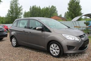 Brown Ford C-Max 2009 in Daugavpils, with an engine capacity of 2.00 L and mileage of 256 thousand km for 4690 €, photo 4 on AUTOMOTO.COM.LV