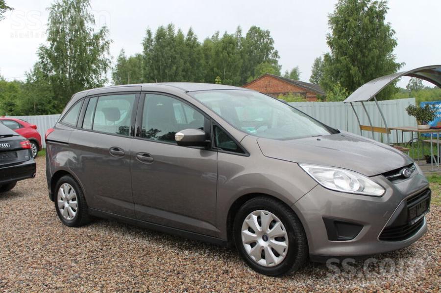 Brown Ford C-Max 2009 in Daugavpils, with an engine capacity of 2.00 L and mileage of 256 thousand km for 4690 €, photo 4 on AUTOMOTO.COM.LV