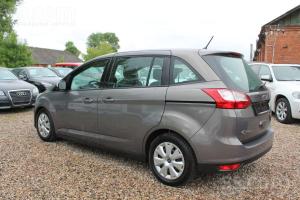 Brown Ford C-Max 2009 in Daugavpils, with an engine capacity of 2.00 L and mileage of 256 thousand km for 4690 €, photo 8 on AUTOMOTO.COM.LV