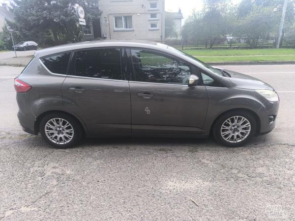 Brown Ford C-Max 2012 in Kaunas, with an engine capacity of 2.00 L and mileage of 368 thousand km for 3750 €, photo 6 on AUTOMOTO.COM.LV