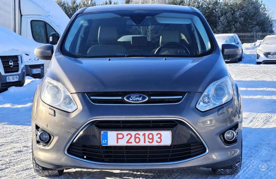 Brown Ford C-Max 2013 in Taurage, with an engine capacity of 1.56 L and mileage of 292 thousand km for 4600 €, photo 2 on AUTOMOTO.COM.LV