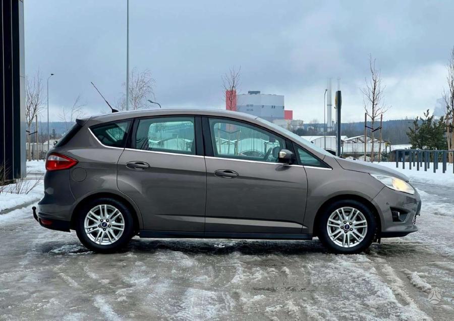Brūns Ford C-Max 2013 Viļņa, ar dzinēja tilpumu 1.60 L un nobraukumu 187 tūkst. km par 5390 €, foto 11 vietnē AUTOMOTO.COM.LV