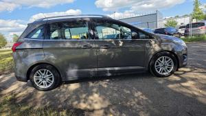 Brown Ford C-Max 2013 in Siauliai, with an engine capacity of 2.00 L and mileage of 248 thousand km for 3750 €, photo 7 on AUTOMOTO.COM.LV