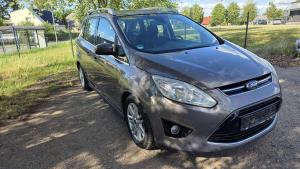 Brown Ford C-Max 2013 in Siauliai, with an engine capacity of 2.00 L and mileage of 248 thousand km for 3750 €, photo 8 on AUTOMOTO.COM.LV