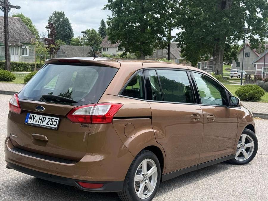 Brūns Ford C-Max 2014 Raseiniai, ar dzinēja tilpumu 2.00 L un nobraukumu 265 tūkst. km par 4350 €, foto 37 vietnē AUTOMOTO.COM.LV