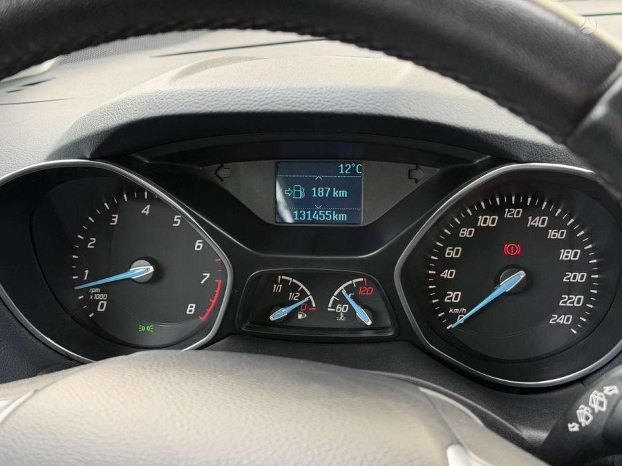Brūns Ford C-Max 2014 Kretinga, ar dzinēja tilpumu 1.00 L un nobraukumu 132 tūkst. km par 4999 €, foto 13 vietnē AUTOMOTO.COM.LV