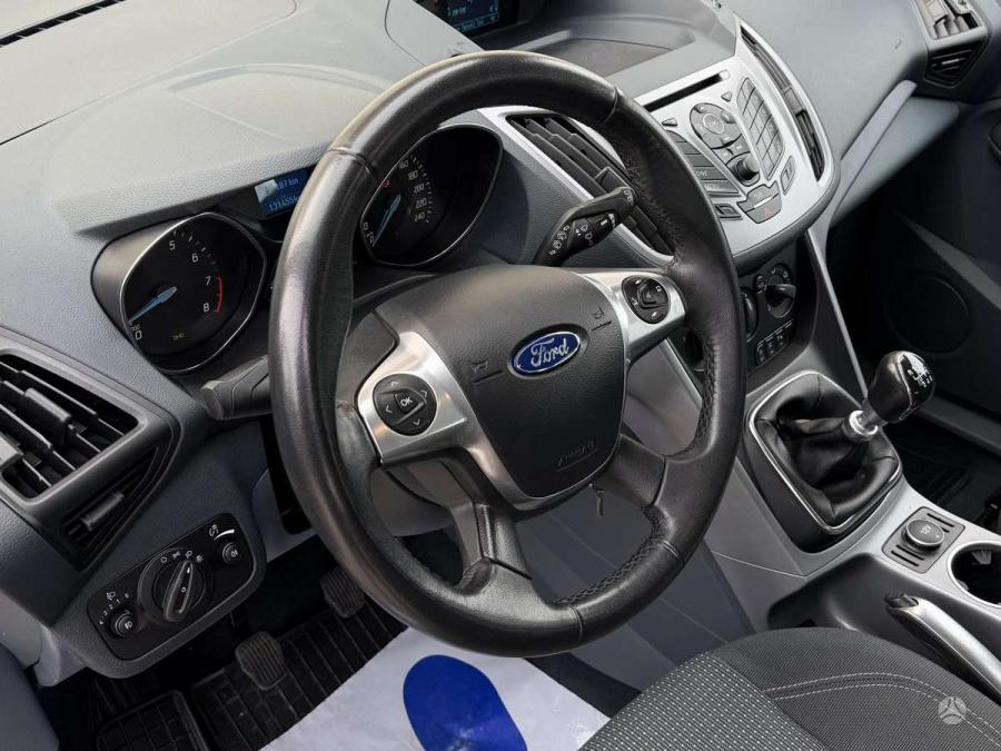 Brūns Ford C-Max 2014 Kretinga, ar dzinēja tilpumu 1.00 L un nobraukumu 132 tūkst. km par 4999 €, foto 16 vietnē AUTOMOTO.COM.LV