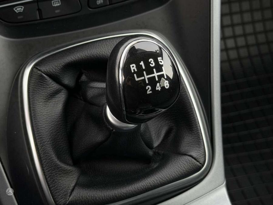 Brūns Ford C-Max 2014 Kretinga, ar dzinēja tilpumu 1.00 L un nobraukumu 132 tūkst. km par 4999 €, foto 22 vietnē AUTOMOTO.COM.LV