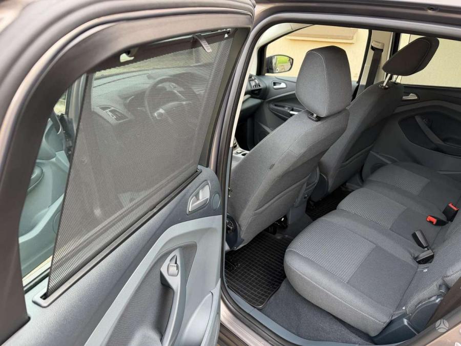 Brūns Ford C-Max 2014 Kretinga, ar dzinēja tilpumu 1.00 L un nobraukumu 132 tūkst. km par 4999 €, foto 25 vietnē AUTOMOTO.COM.LV