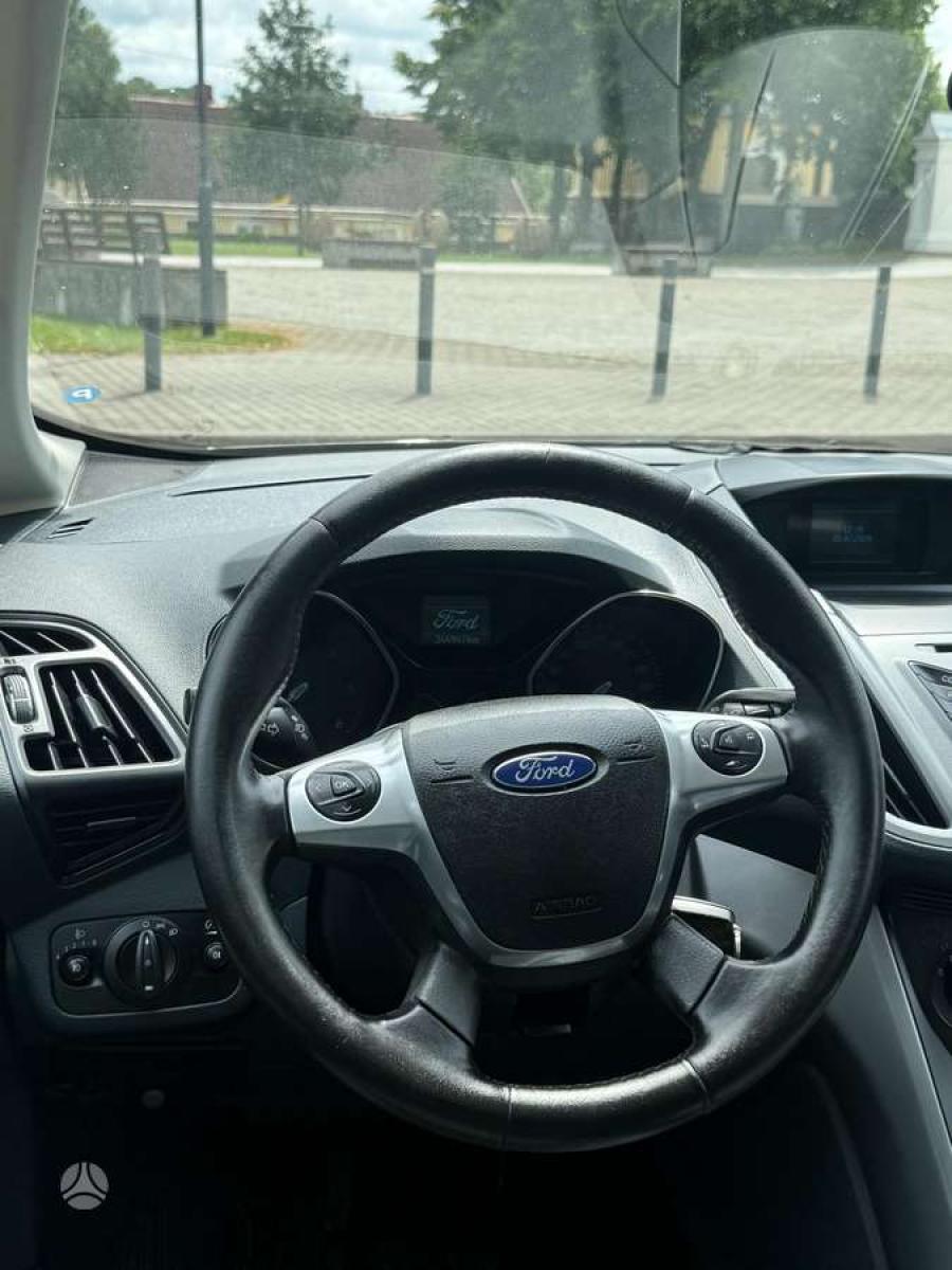 Brown Ford C-Max 2014 in Raseiniai, with an engine capacity of 2.00 L and mileage of 265 thousand km for 4300 €, photo 22 on AUTOMOTO.COM.LV