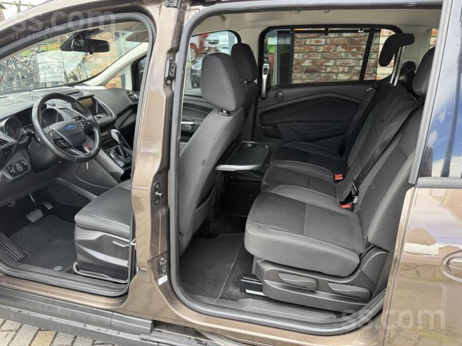 Brown Ford C-Max 2016 in Talsi, with an engine capacity of 1.50 L and mileage of 126 thousand km for 5895 €, photo 10 on AUTOMOTO.COM.LV