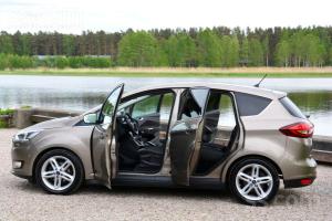 Brūns Ford C-Max 2018 Rīga, ar dzinēja tilpumu 1.00 L un nobraukumu 200 tūkst. km par 5999 €, foto 34 vietnē AUTOMOTO.COM.LV